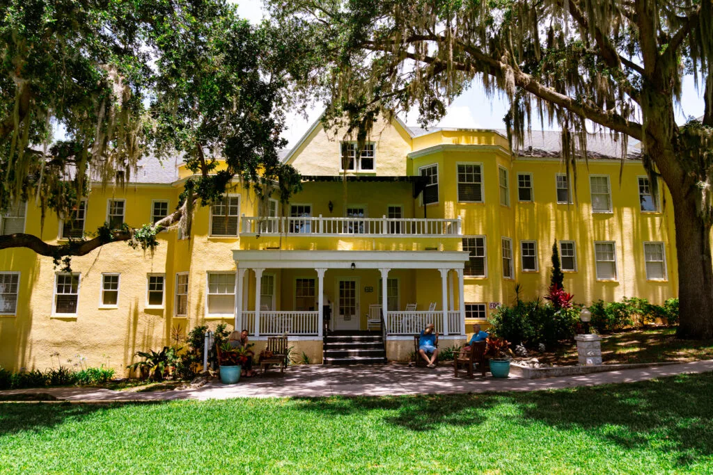 A Weekend in Mount Dora: Where Southern Charm Meets Florida Sunshine ...