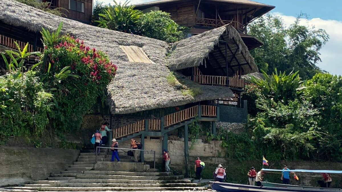 Casa del Suizo - Ahuano, Napo, Ecuador. - Teacher Catalina